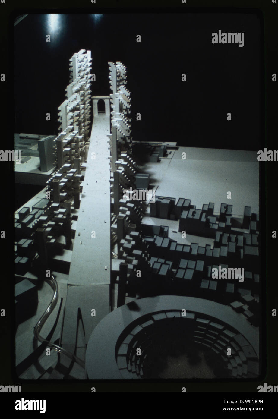 Lower Manhattan Expressway model at the approach to Manhattan Bridge ...