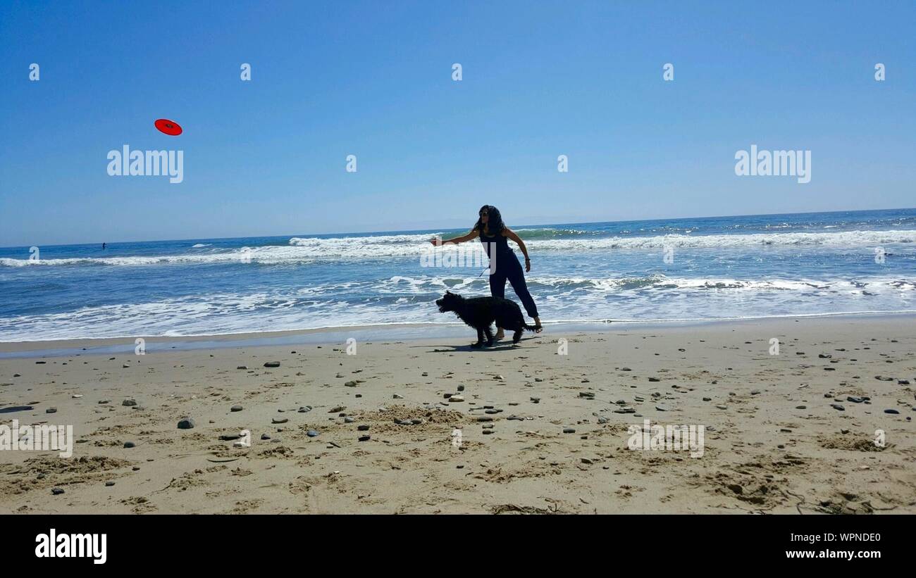 Throwing plastic water hi-res stock photography and images - Alamy