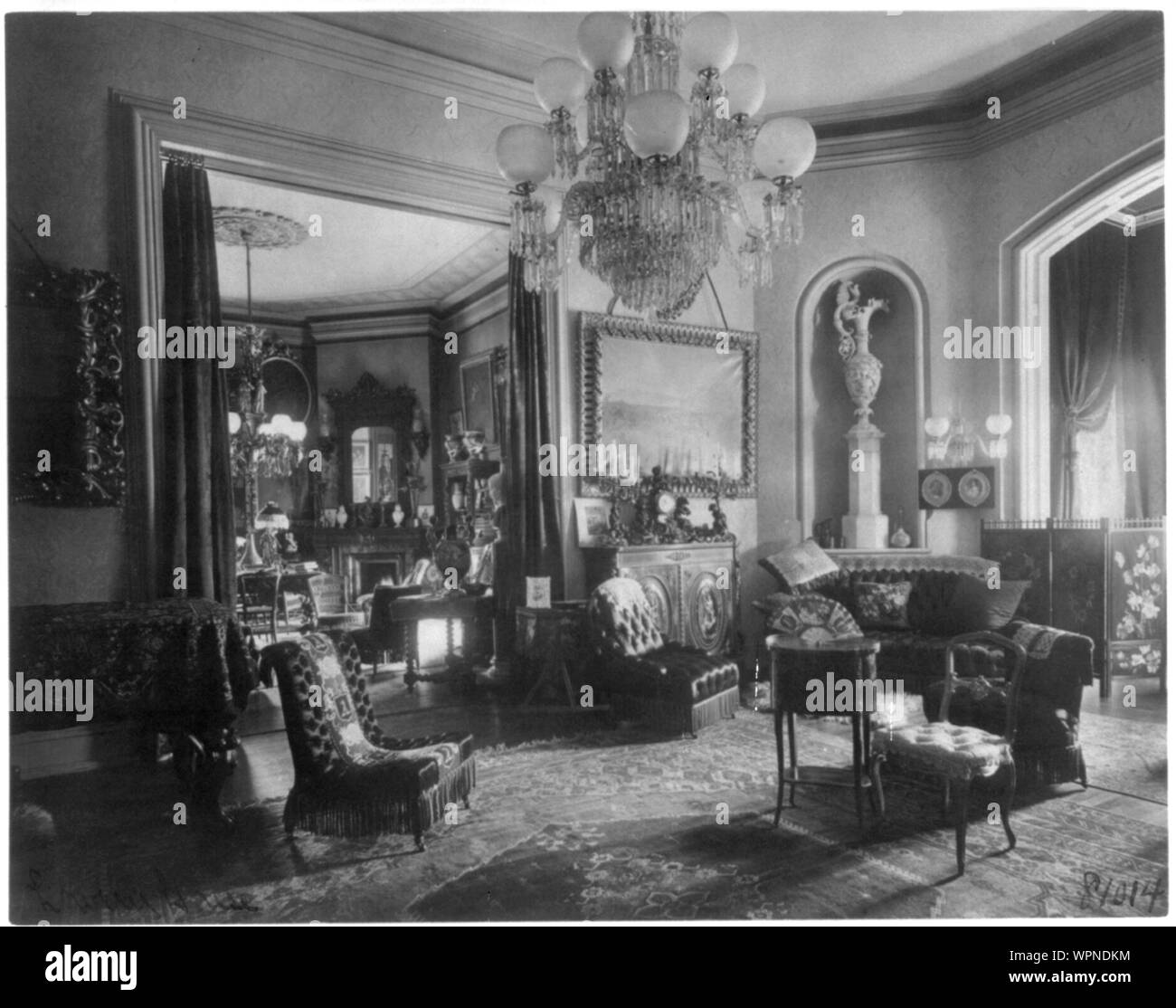 Lowery house hi-res stock photography and images - Alamy