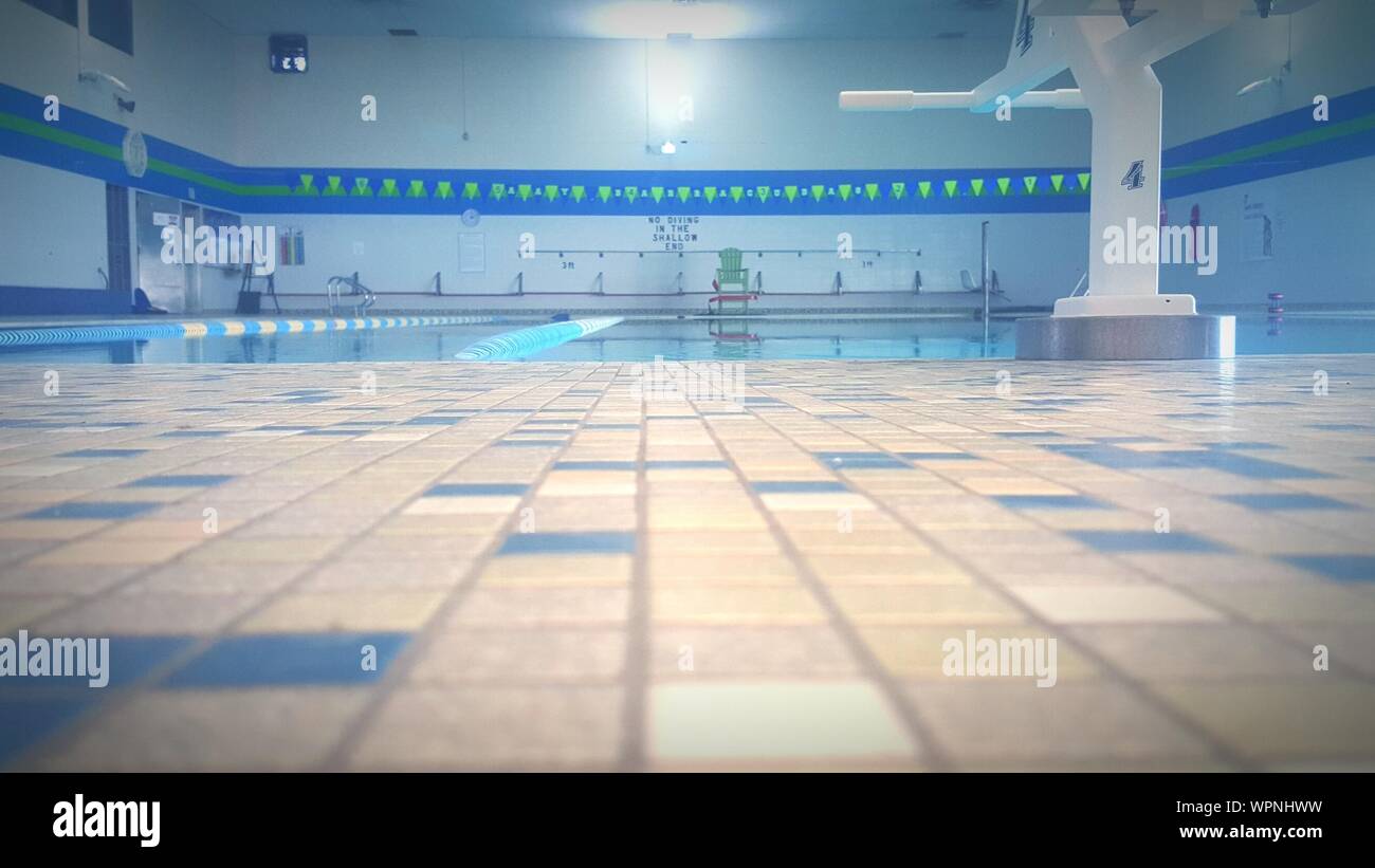 Wall Of Swimming Pool Building High Resolution Stock Photography and ...