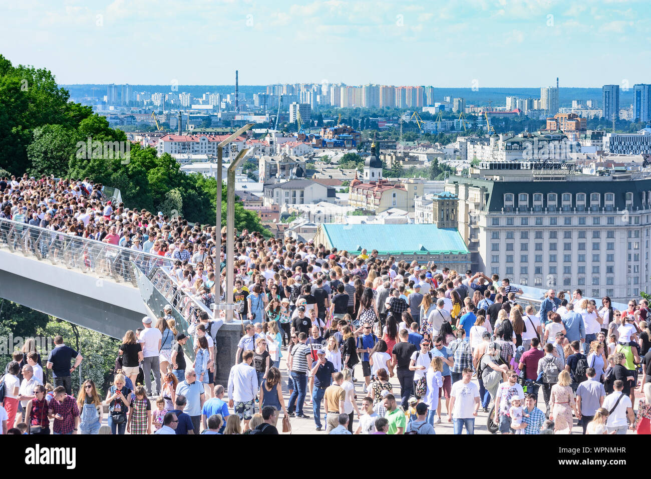 Kiev, Kyiv: glass floor Klitschko Pedestrian-Bicycle Bridge in , Kyiv ...