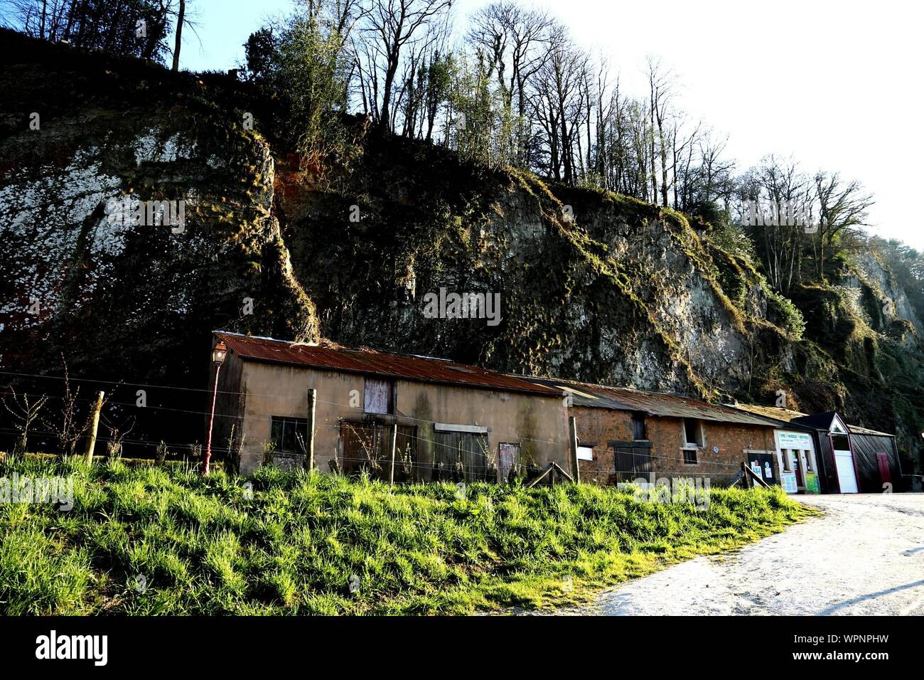 Houses Built Into Rock Stock Photos & Houses Built Into Rock Stock ...
