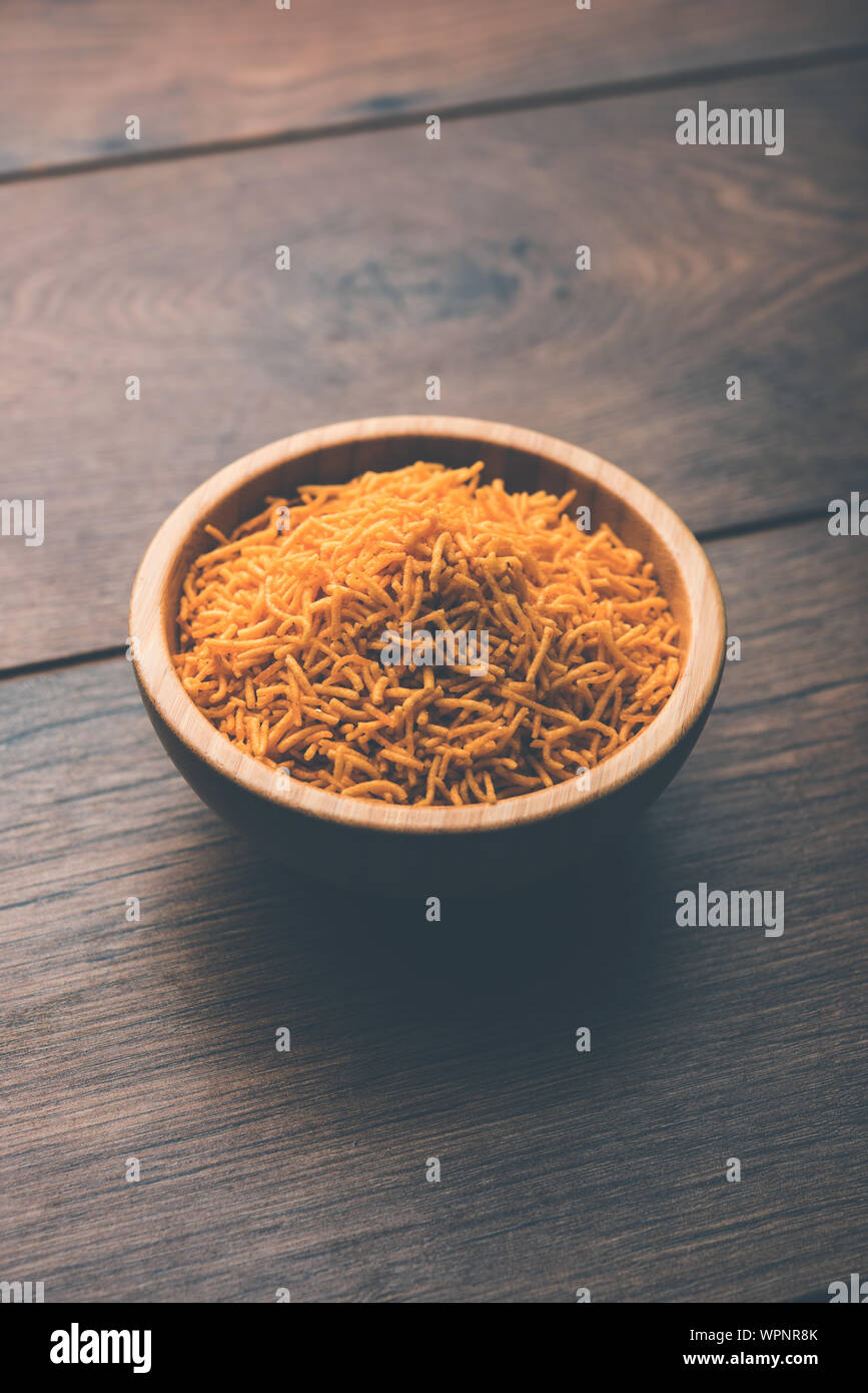 Aloo Bhujiya or Potato Bhujia also known as Namkeen sev. Popular ...