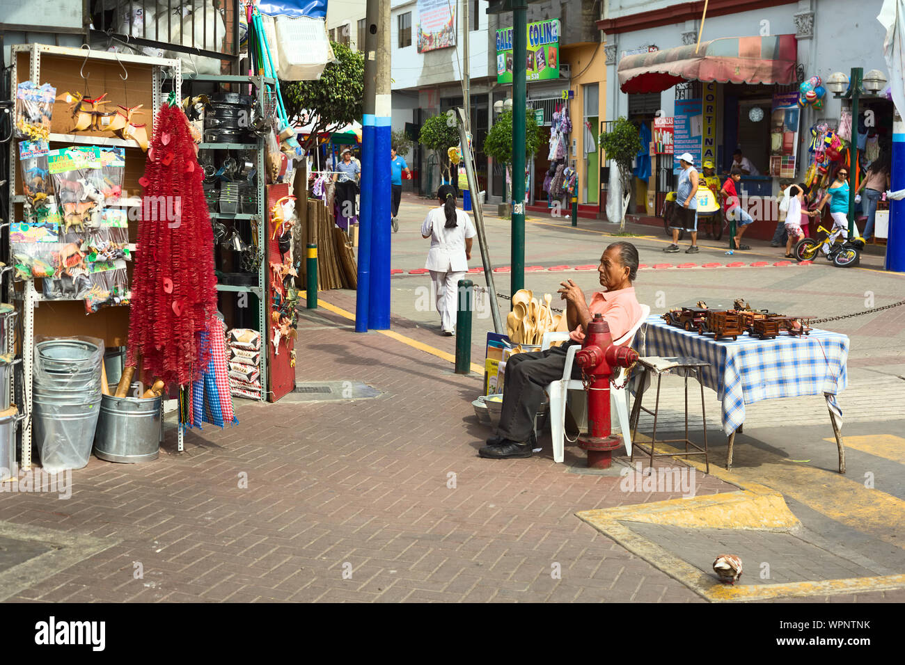 Mercado surquillo no 1 hi-res stock photography and images - Alamy