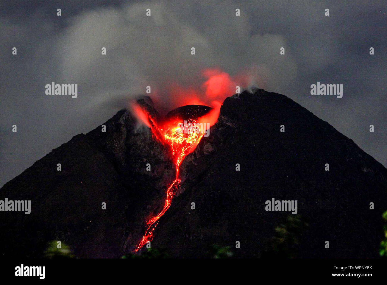 Mt merapi hi-res stock photography and images - Alamy