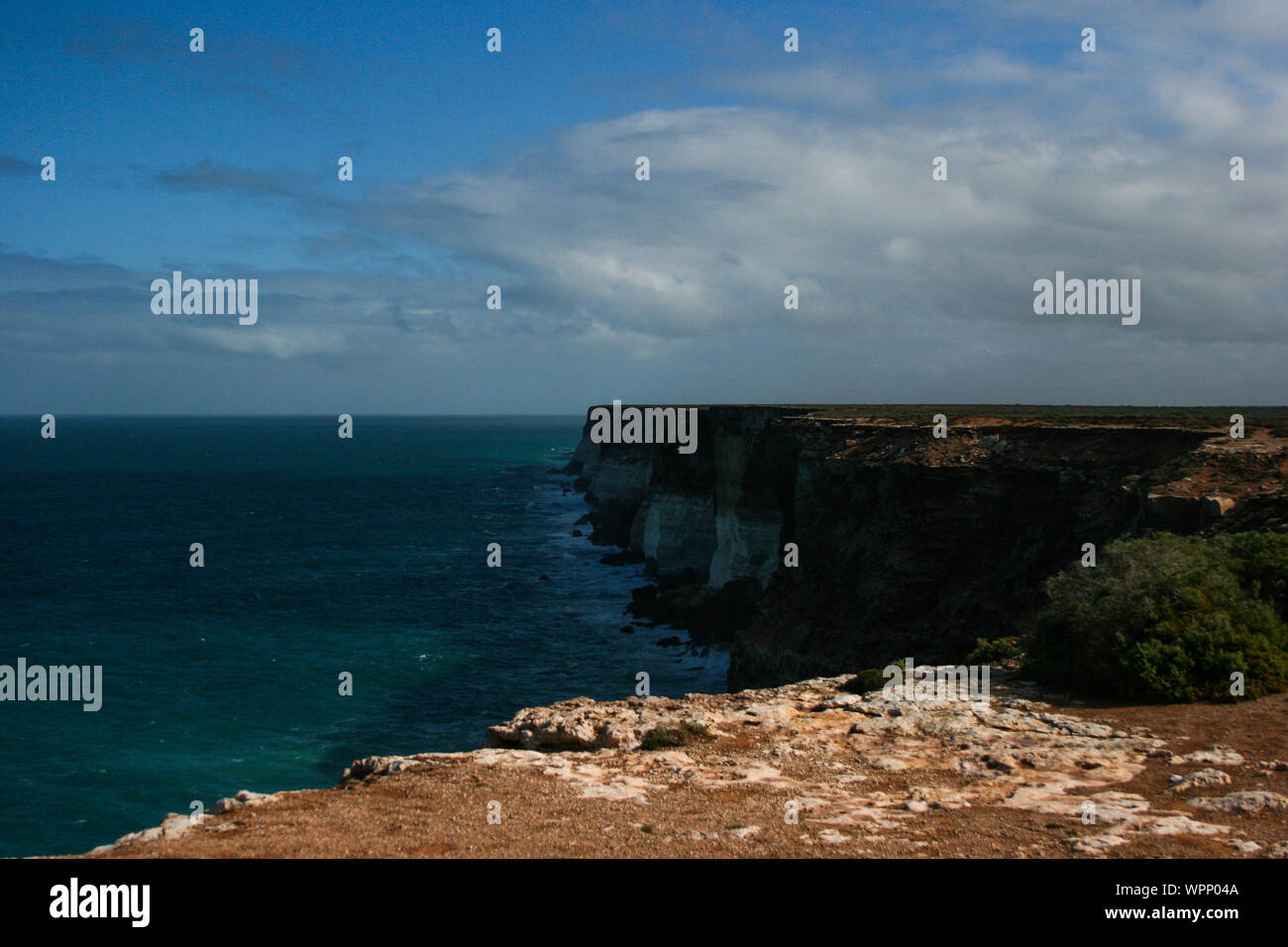 Longest straight road australia hi-res stock photography and images - Alamy