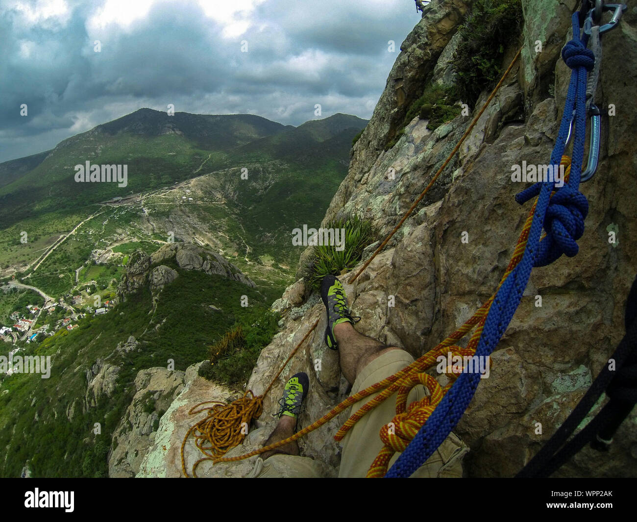 Man on the ropes hi-res stock photography and images - Alamy