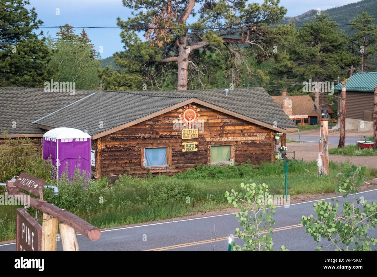 Mountain Side living Stock Photo - Alamy