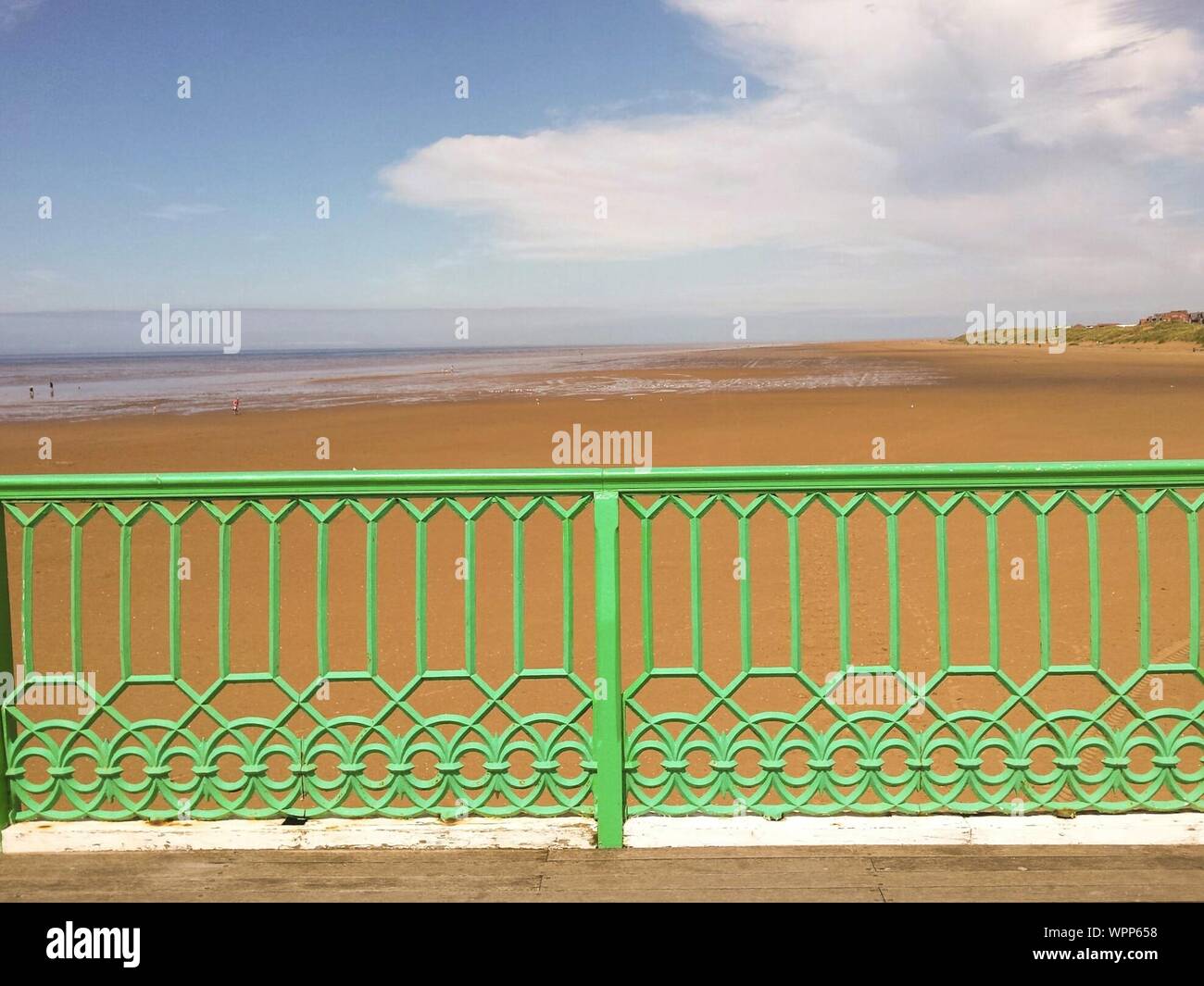 Green railing hi-res stock photography and images - Alamy