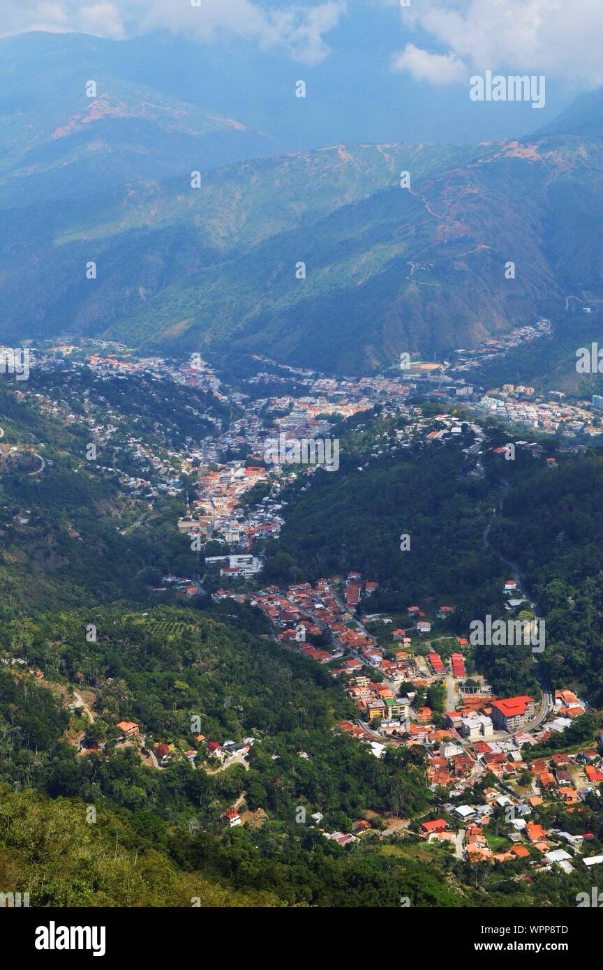Venezuela aerial mountain hi-res stock photography and images - Alamy