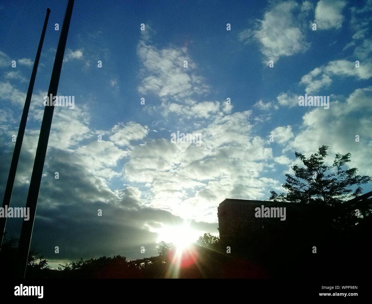 Sunbeams flare hi-res stock photography and images - Alamy