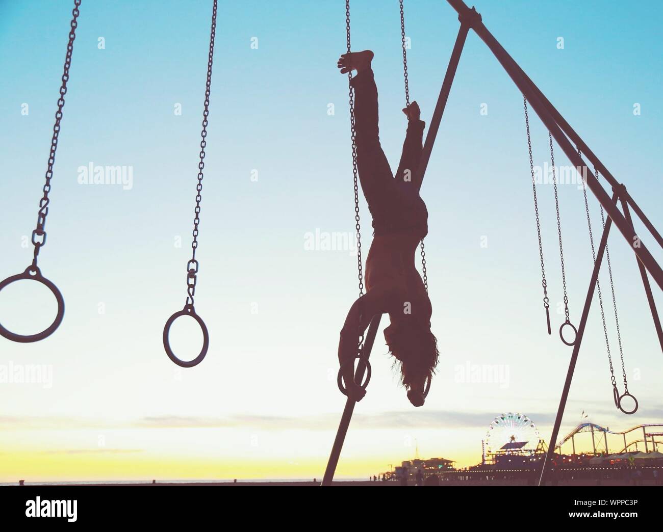 Gymnastic rings outdoors hanging hi-res stock photography and images ...