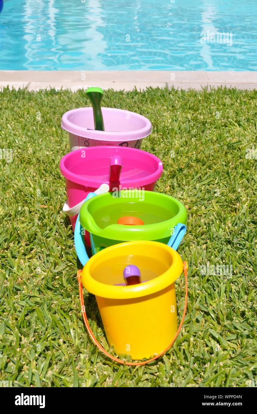 Row of buckets hi-res stock photography and images - Alamy