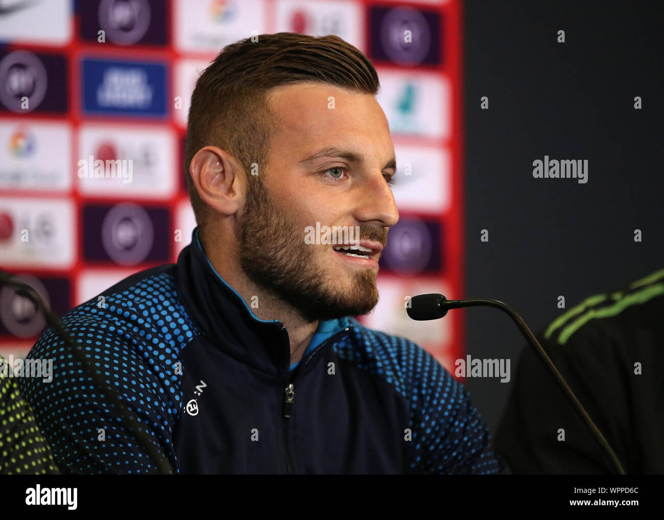 Fidan aliti hi-res stock photography and images - Alamy