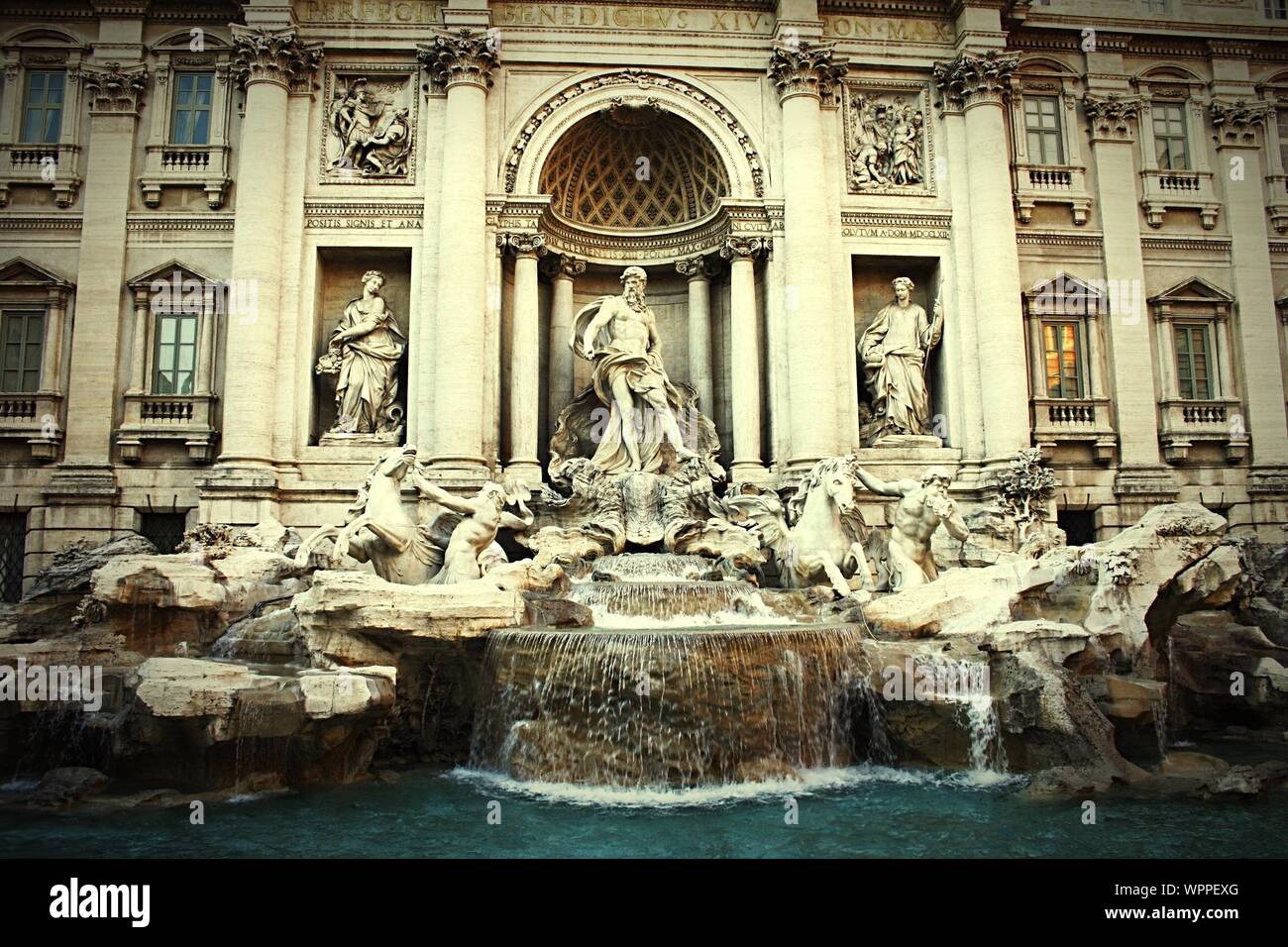 Statues of the famous trevi fountain hi-res stock photography and ...