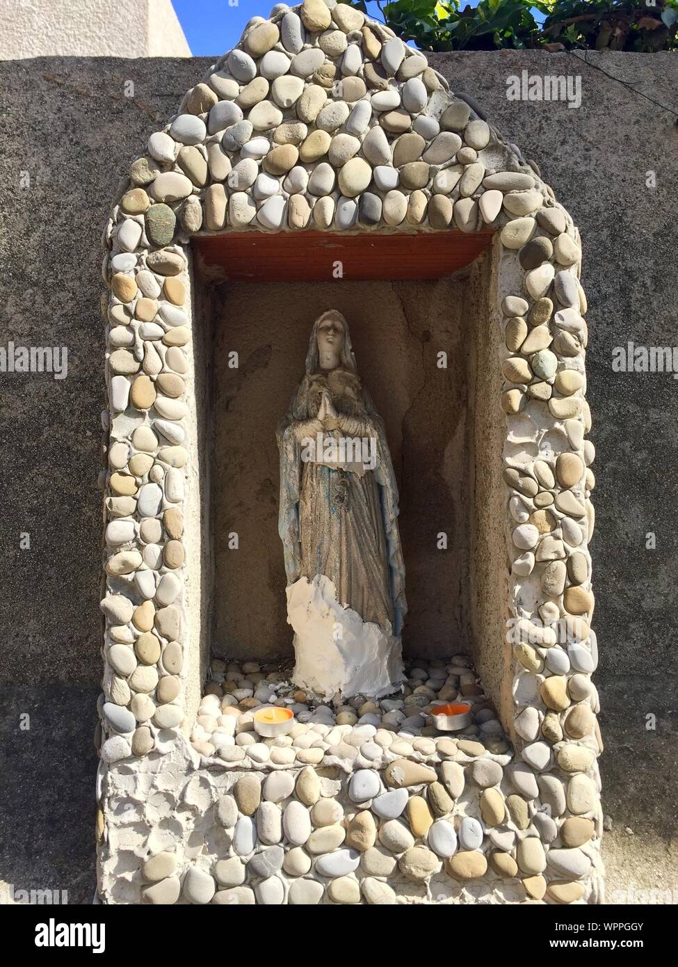 Virgin Mary Statue Niche High Resolution Stock Photography and Images ...