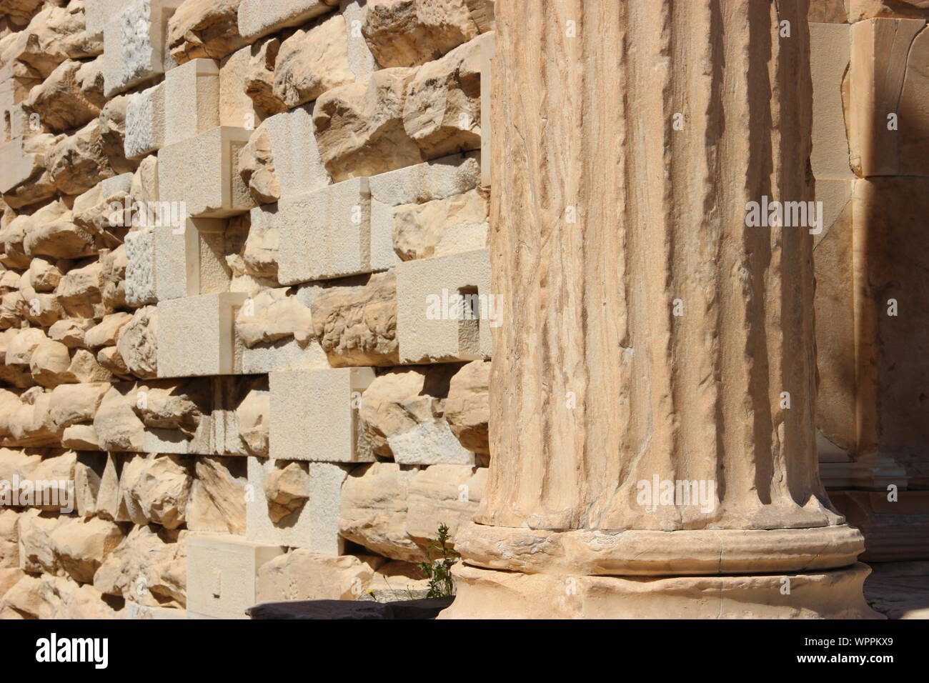 Historic stone column hi-res stock photography and images - Alamy