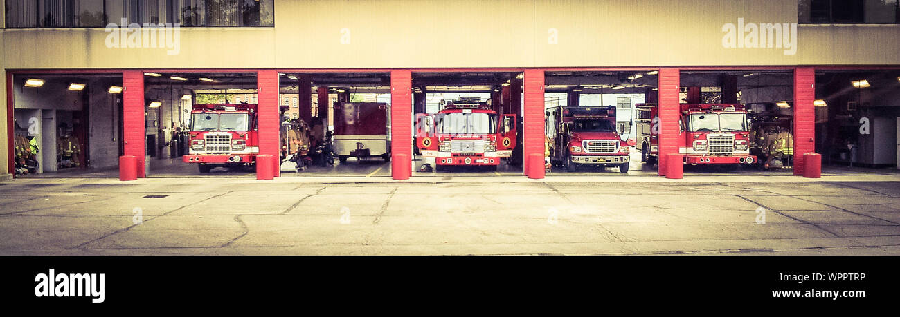 Fire station front hi-res stock photography and images - Alamy