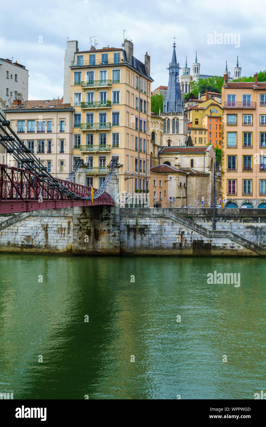 Saint vincent footbridge hi-res stock photography and images - Alamy