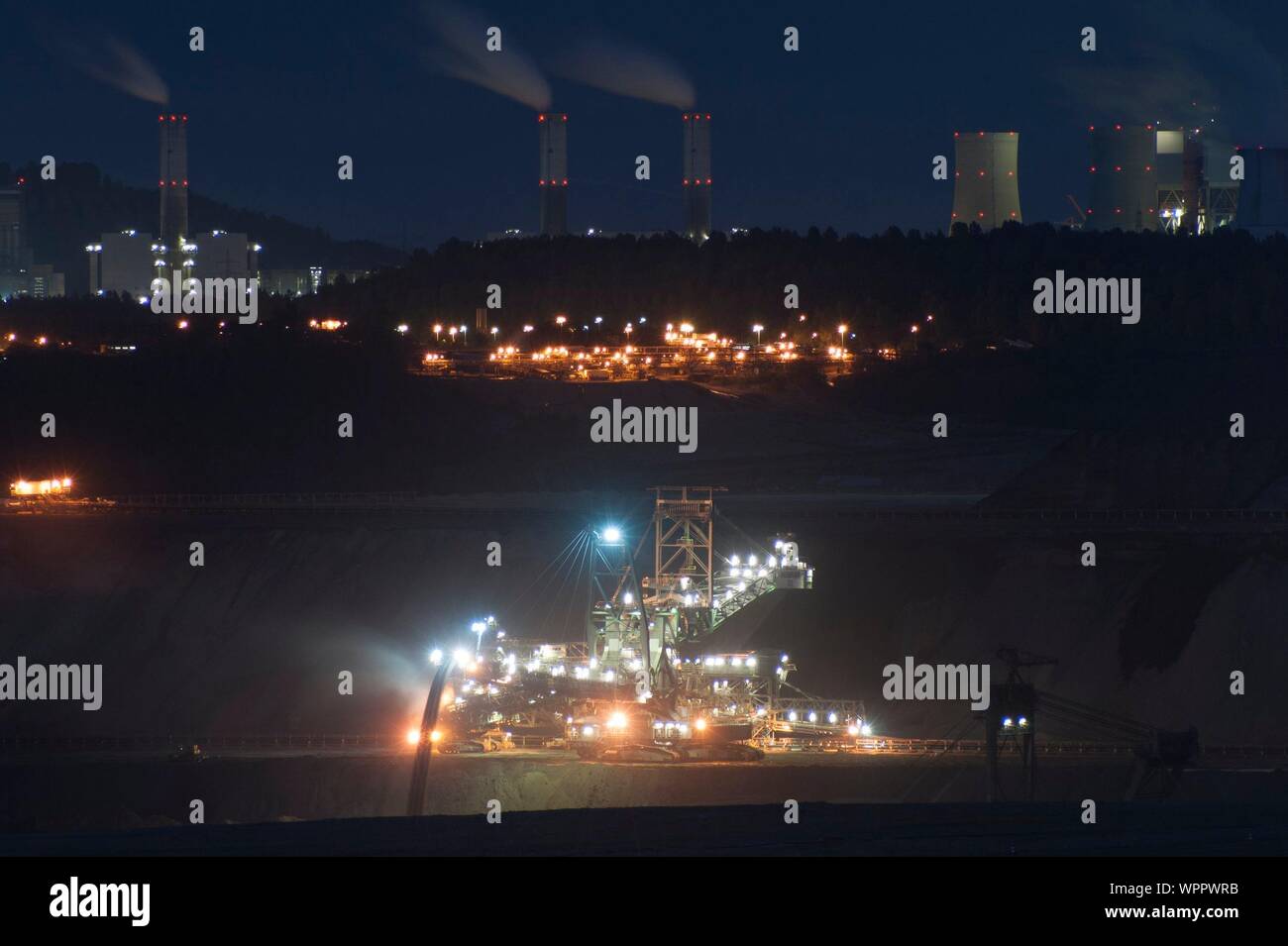 Light industrial buildings hi-res stock photography and images - Alamy