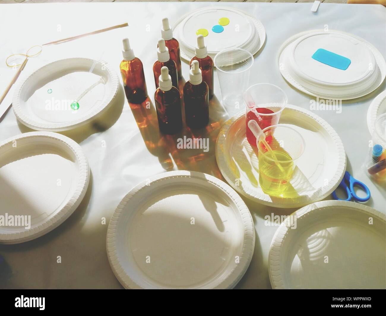 Laboratory plates hi-res stock photography and images - Alamy