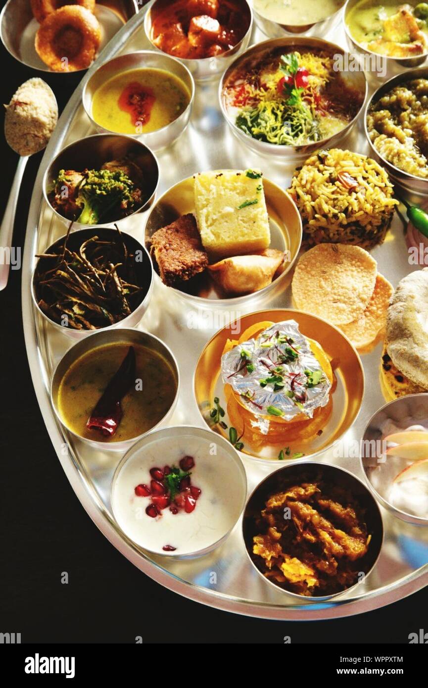 Indian naan thali hi-res stock photography and images - Alamy