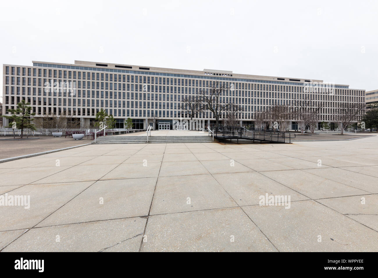 Lyndon Baines Johnson Federal Building, Washington, D.C Stock Photo - Alamy