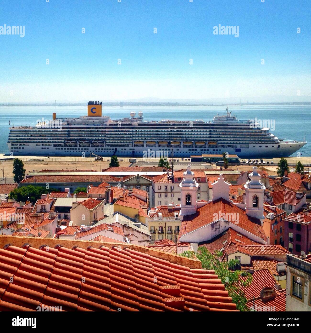 Harbored hi-res stock photography and images - Alamy