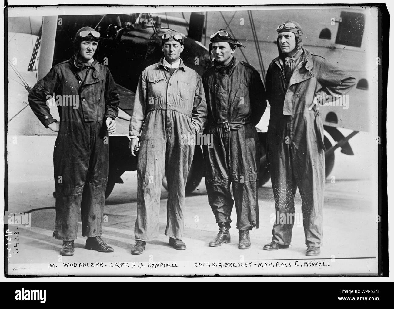 Capt r ross hi-res stock photography and images - Alamy