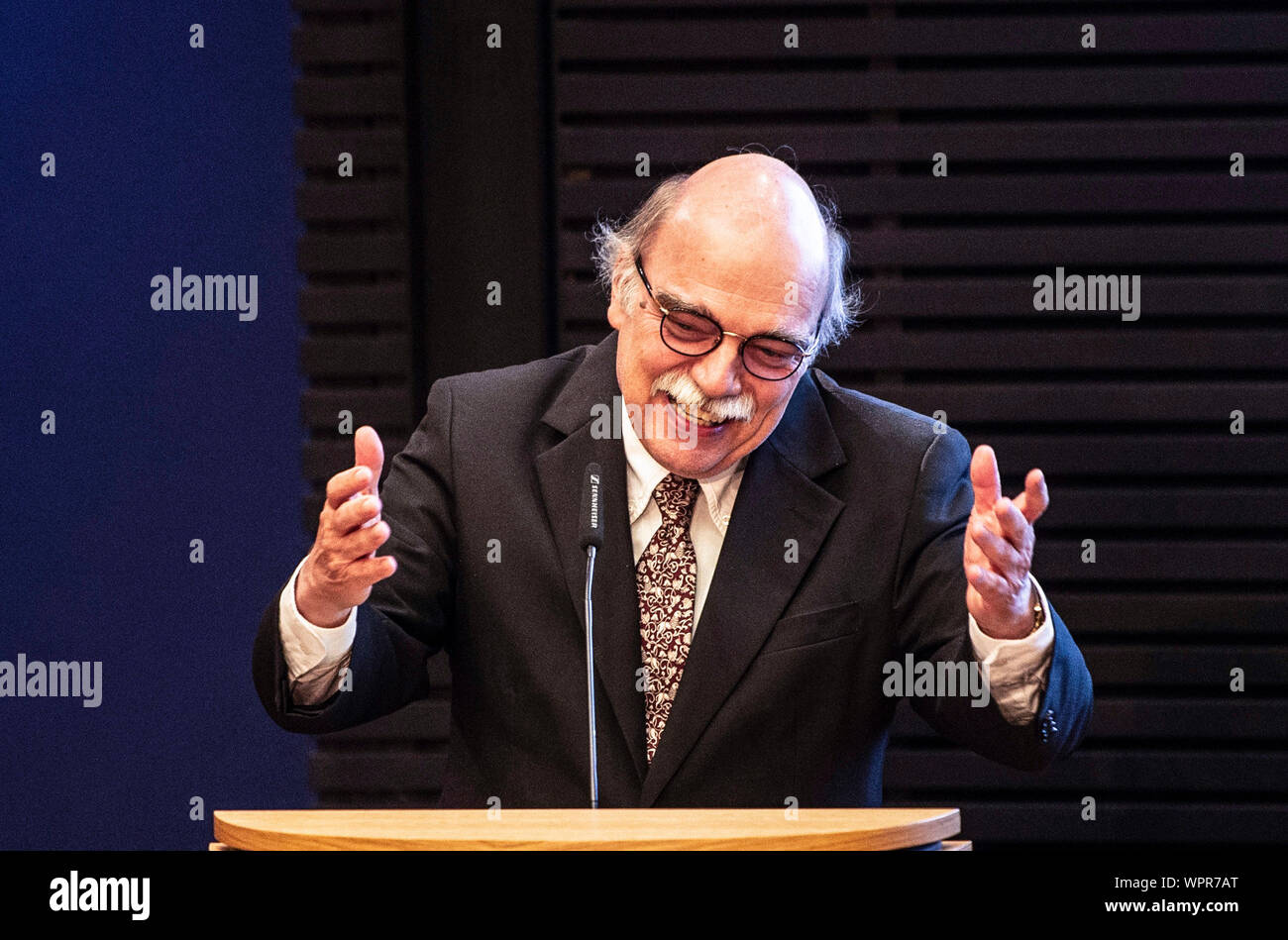 Berlin, Germany. 09th Sep, 2019. Rabbi Andreas Nachama thanks Moses for ...