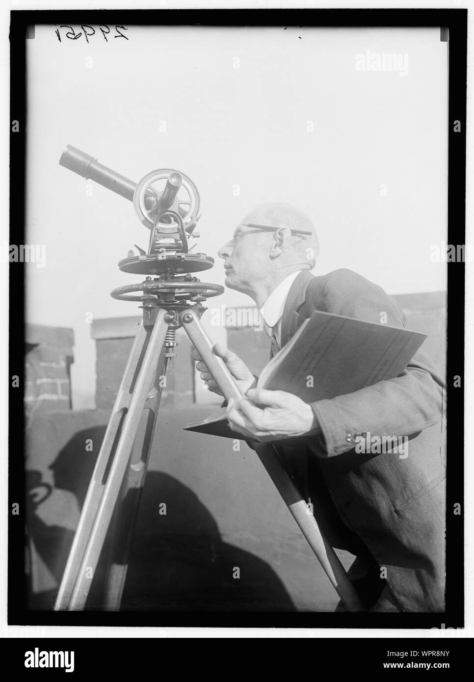 Man vision Black and White Stock Photos & Images - Alamy