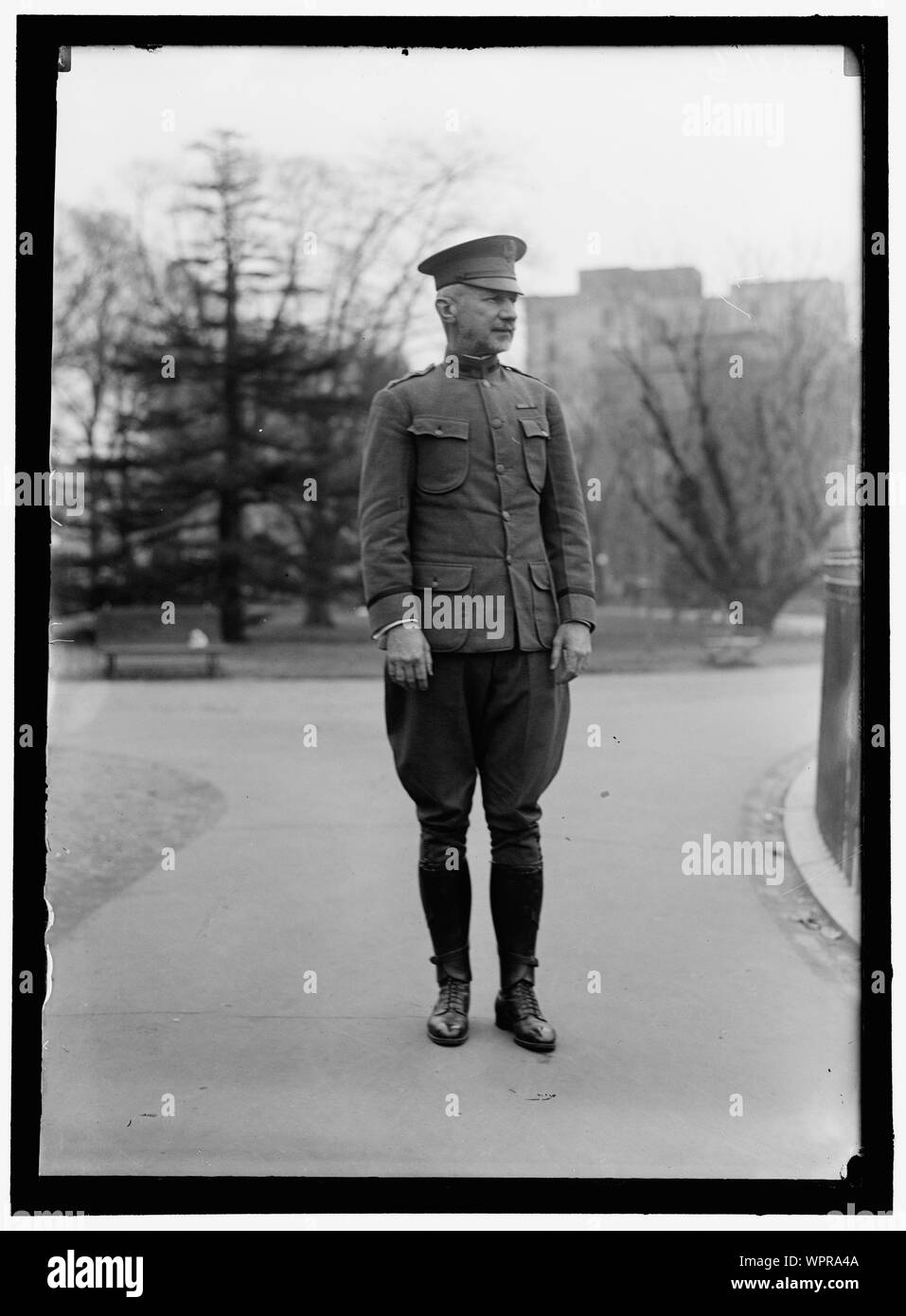 Command senior chief Cut Out Stock Images & Pictures - Alamy