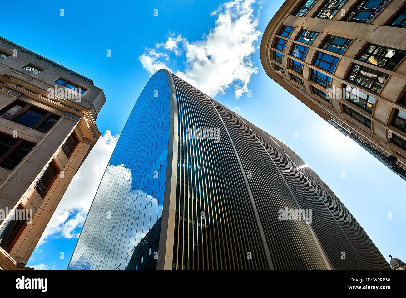 Elliptical building hi-res stock photography and images - Alamy