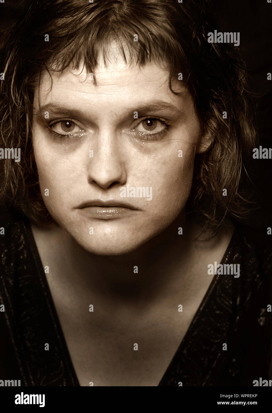 Woman sad portrait hi-res stock photography and images - Alamy