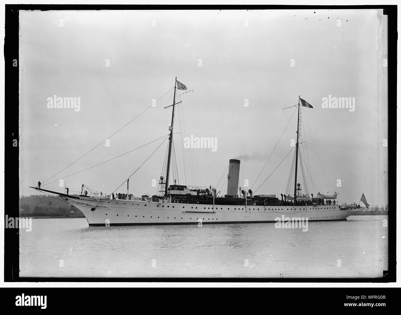 French armed forces u s Black and White Stock Photos & Images - Alamy