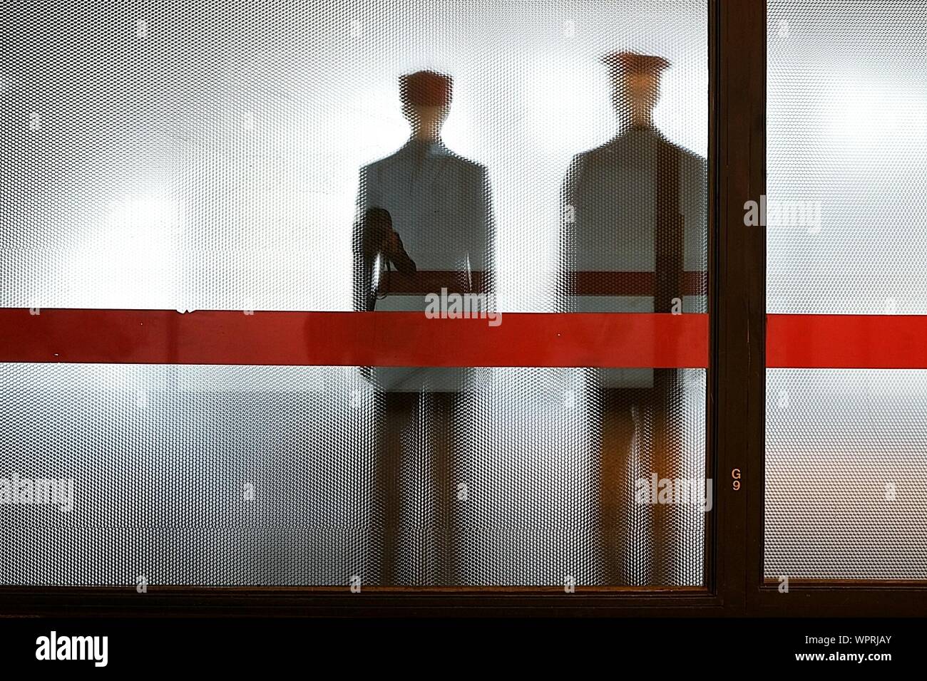 Security guards people hi-res stock photography and images - Alamy