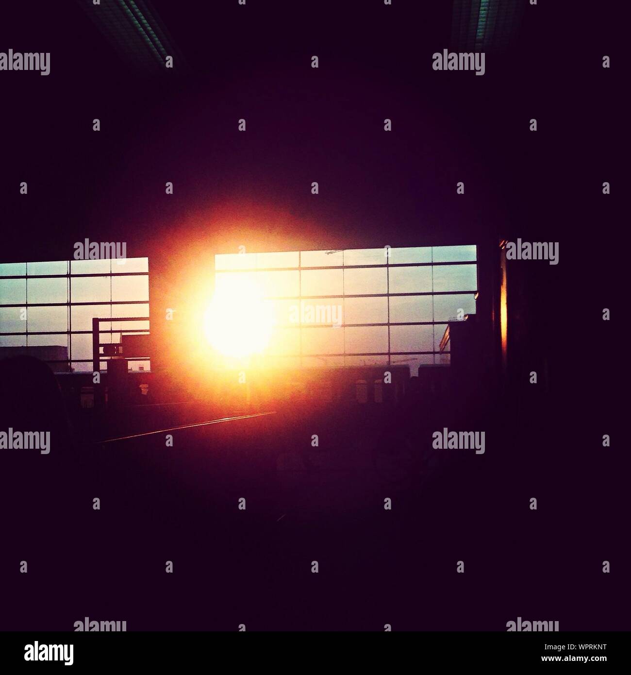 Sunlight in dark hi-res stock photography and images - Alamy