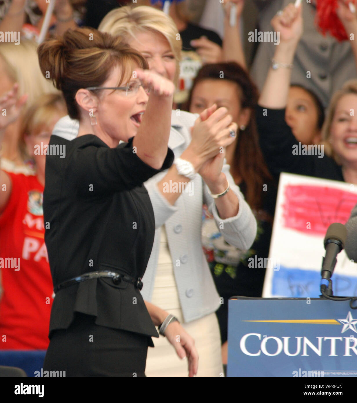 LAS VEGAS - NV - OCTOBER 21: Republican vice presidential candidate ...