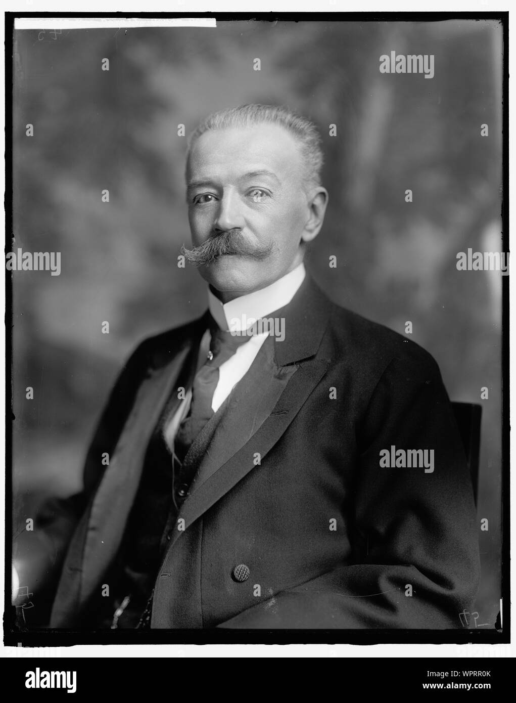 Macdowall hi-res stock photography and images - Alamy