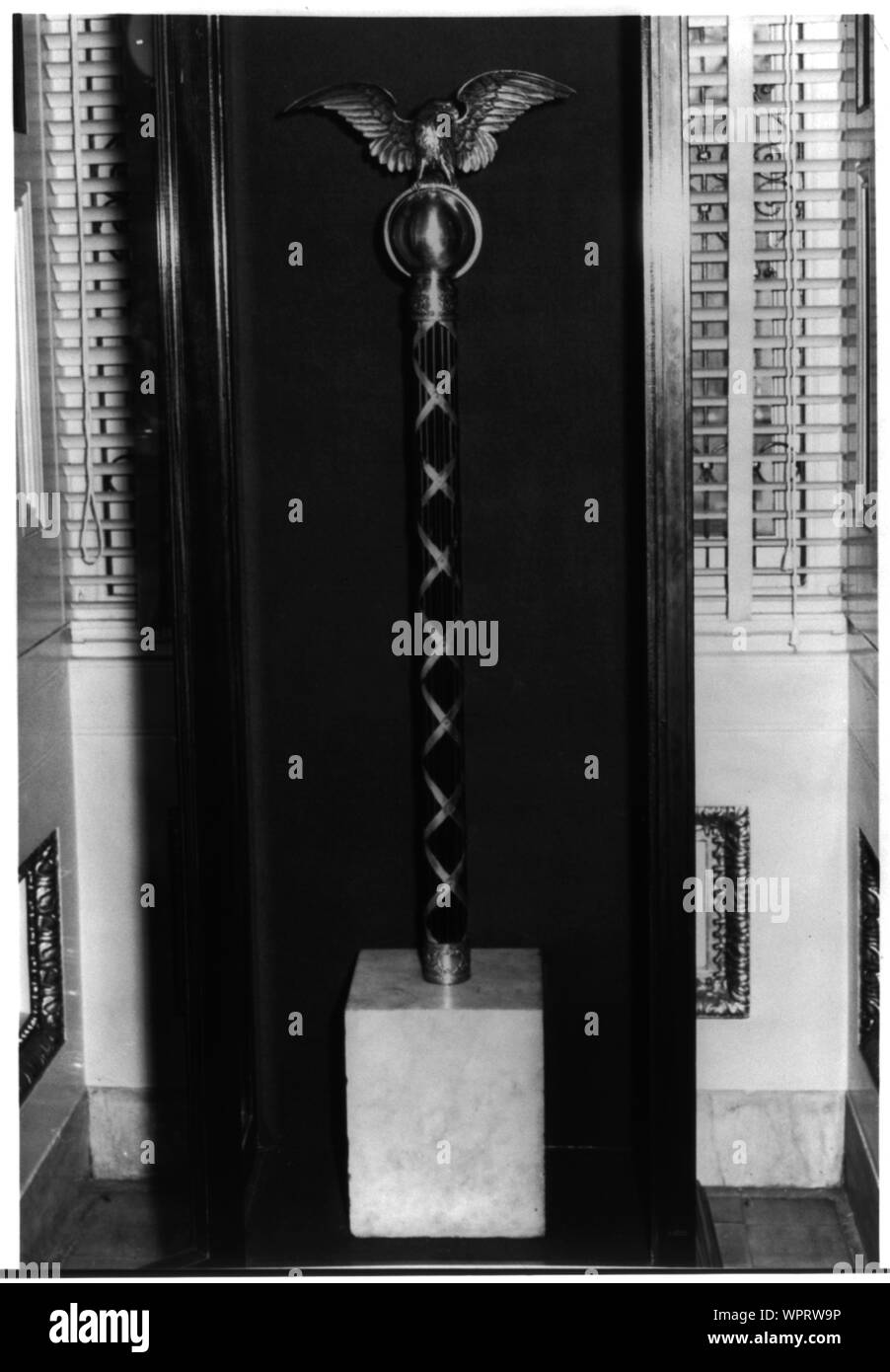 Ceremonial mace hi-res stock photography and images - Alamy