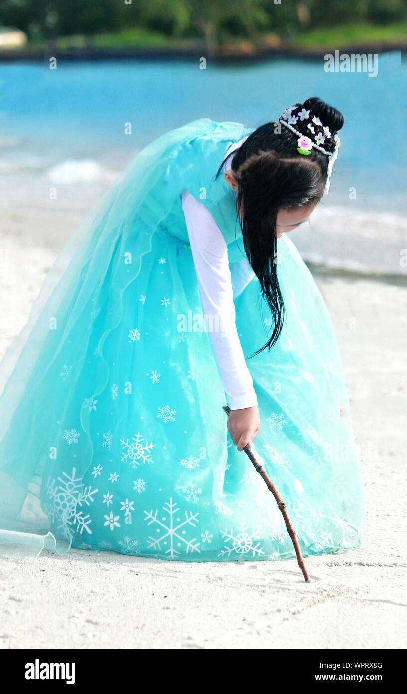 Drawing stick woman hi-res stock photography and images - Alamy