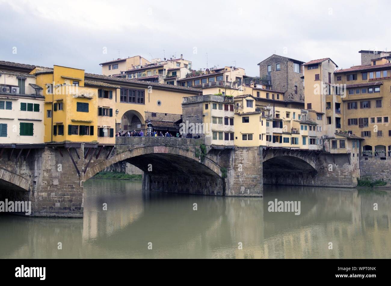 Houses on bridge hi-res stock photography and images - Alamy