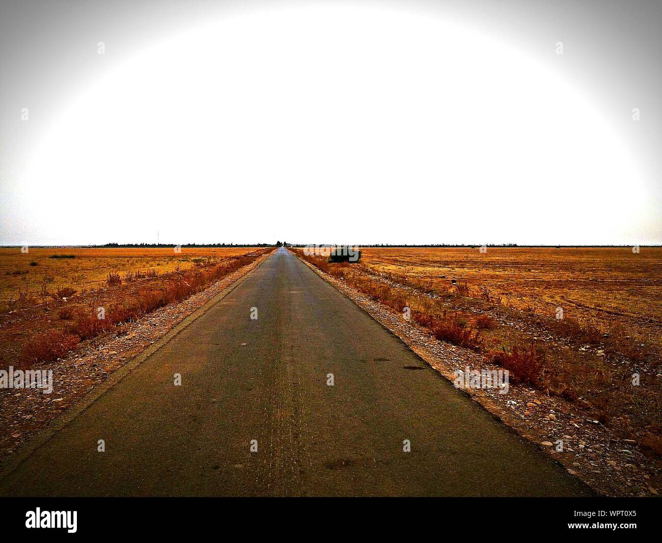 Empty flat landscape hi-res stock photography and images - Alamy