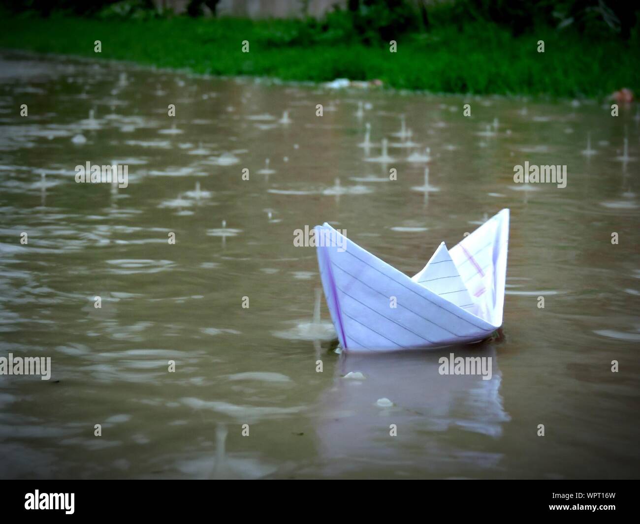 Paper craft weather hi-res stock photography and images - Alamy