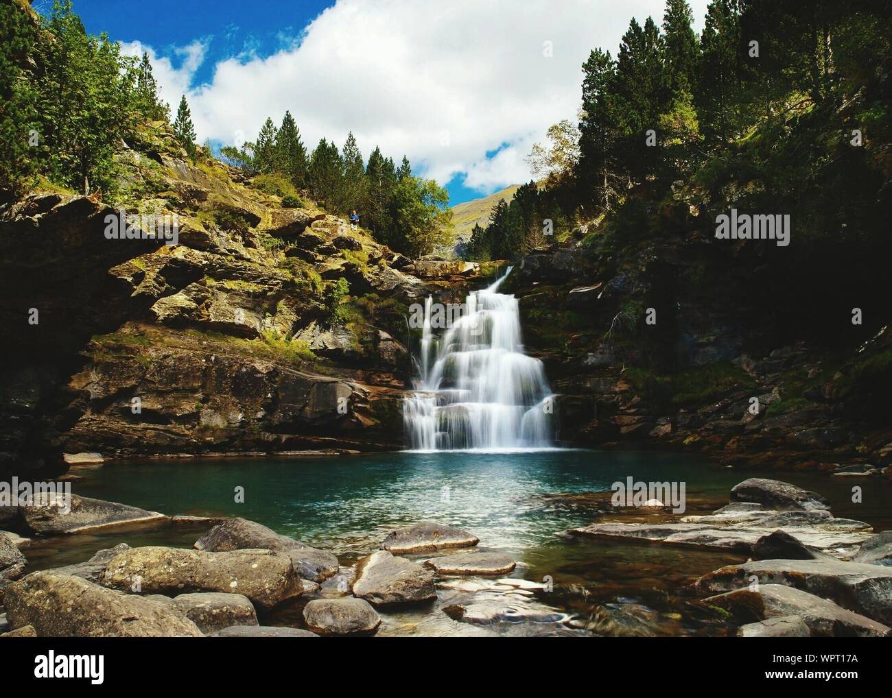 Fountain in river hi-res stock photography and images - Alamy