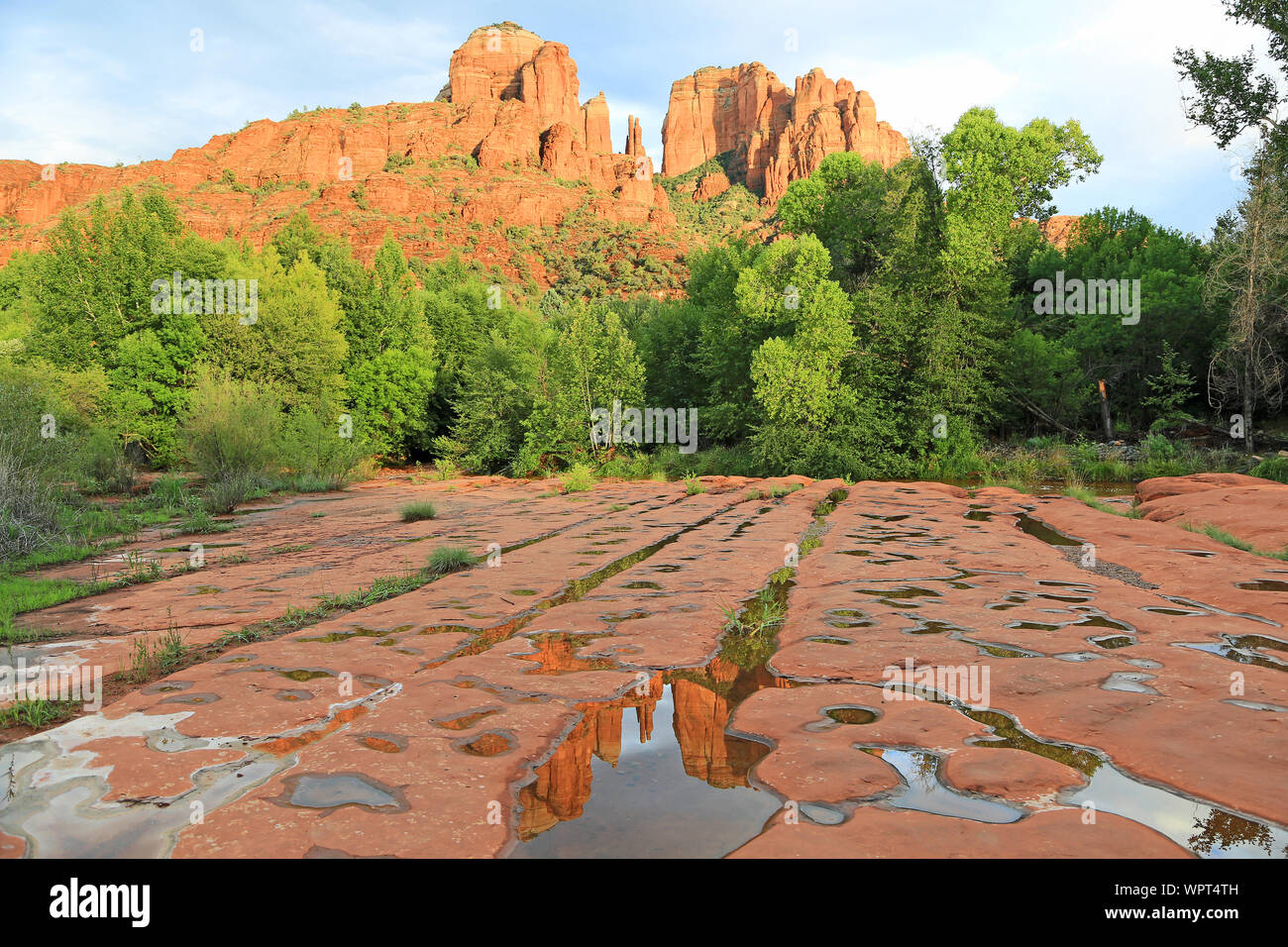 Cathedral rock sedona az hi-res stock photography and images - Alamy