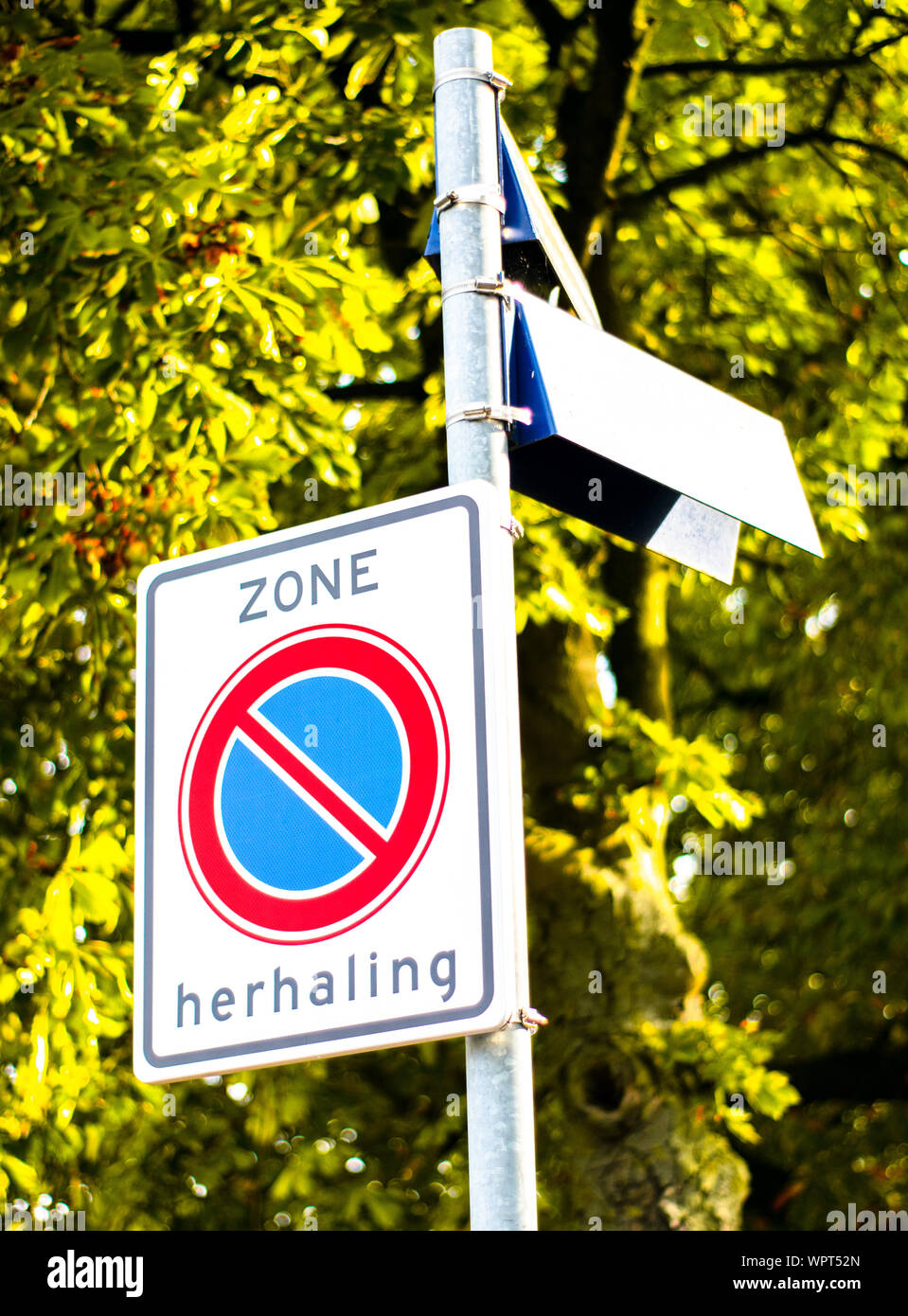 Dutch road sign: no parking zone Stock Photo - Alamy