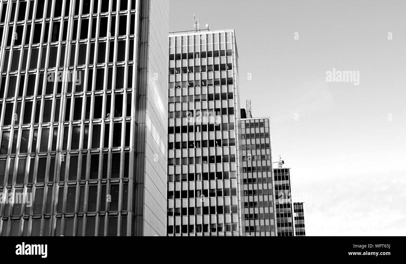 Very tall buildings Black and White Stock Photos & Images - Alamy