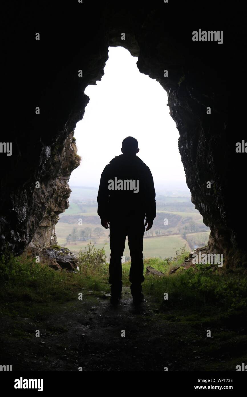 Cave man silhouette hi-res stock photography and images - Alamy
