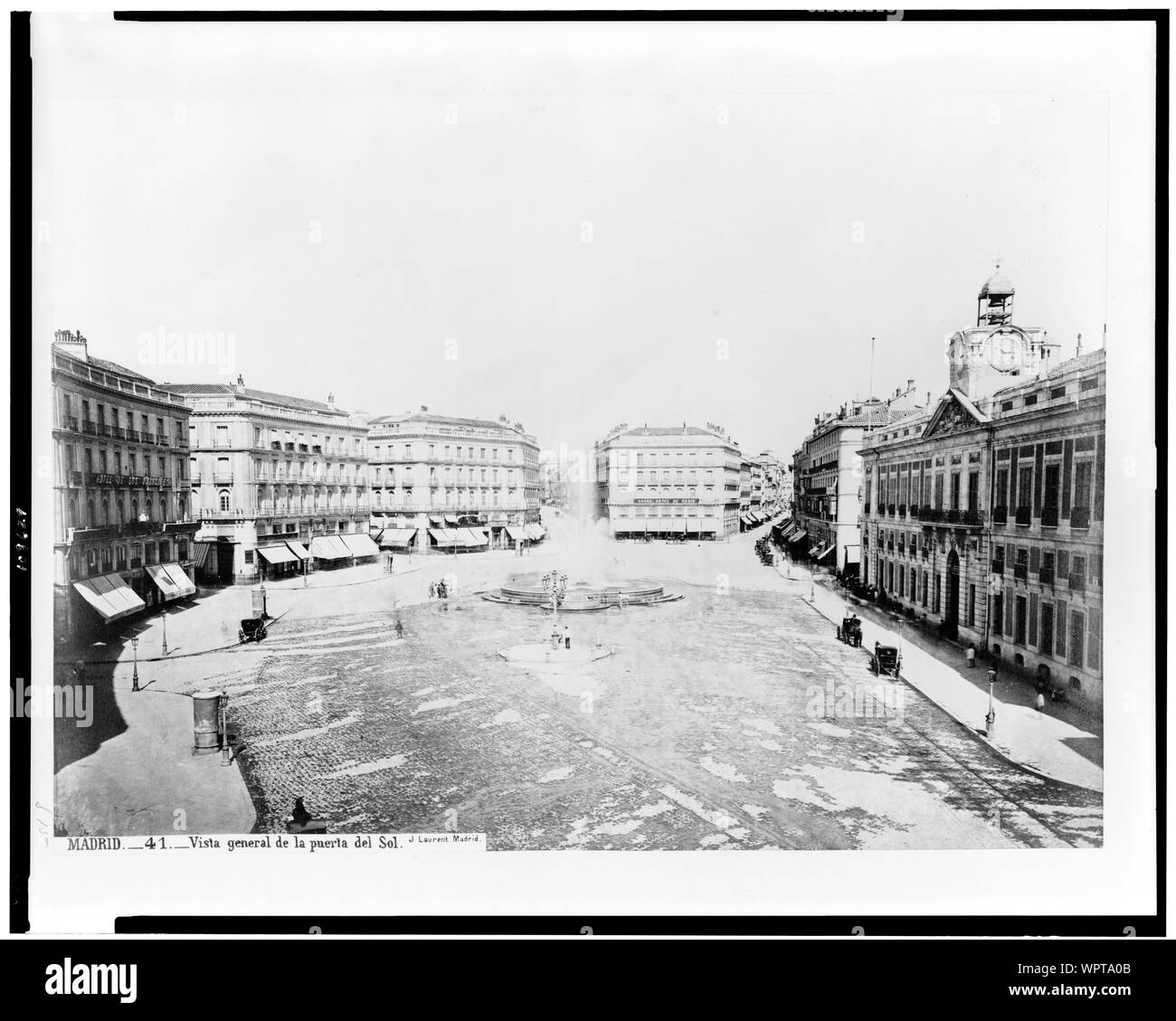 Sol de madrid Black and White Stock Photos & Images - Alamy